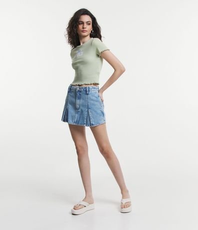 Short Pollera en Jeans con Recortes Delanteros y Bolsillos Laterales ...