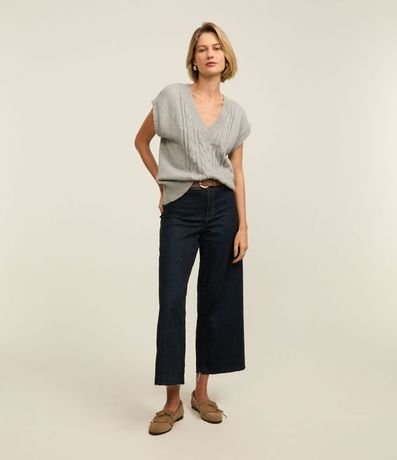 Chaleco de Punto con Textura Diferenciada y Escote V | Renner