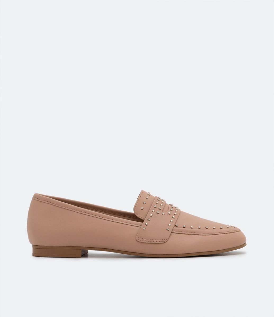 Zapato Loafer Flat con Tachas | Renner